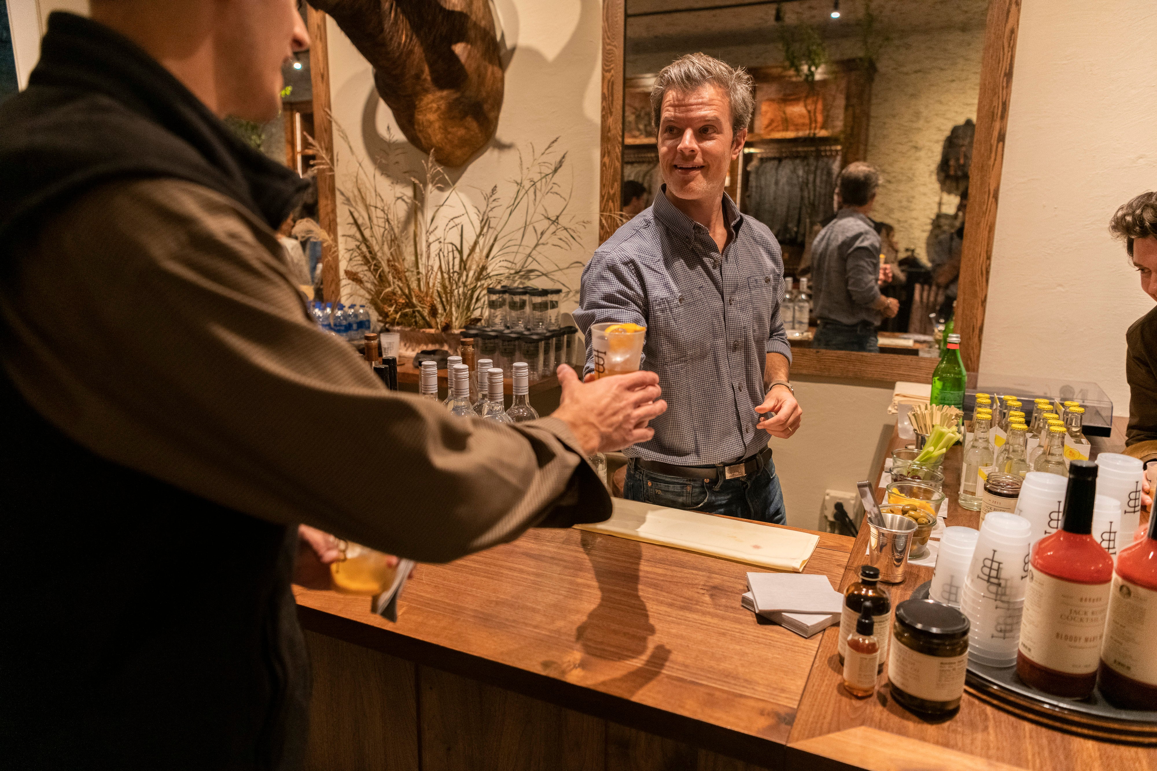 Best Local Spots in Charleston, SC – Tom Beckbe